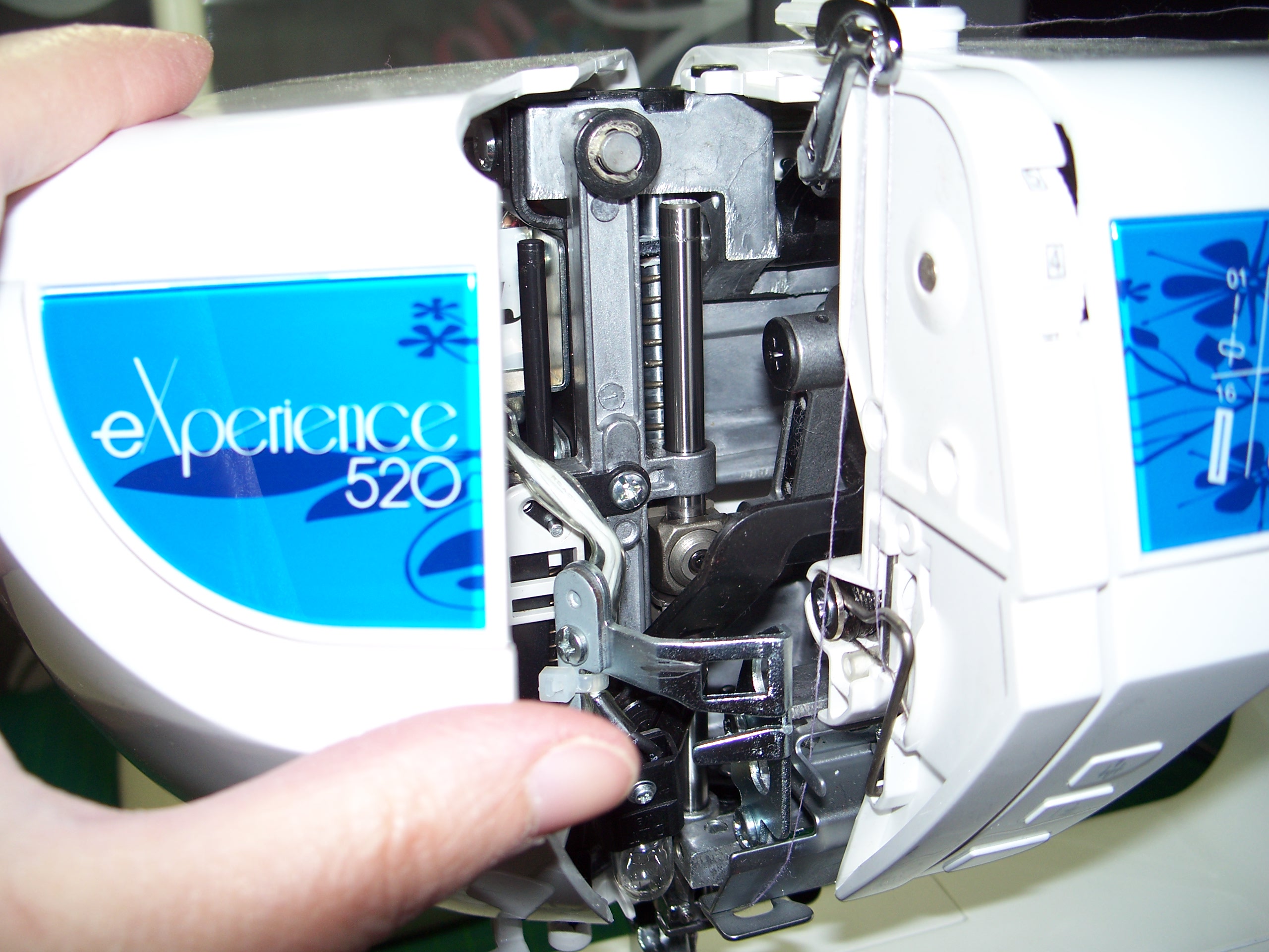 Erfahrungsbericht Elna eXperience 520 - Artikel - Hobbyschneiderin 24