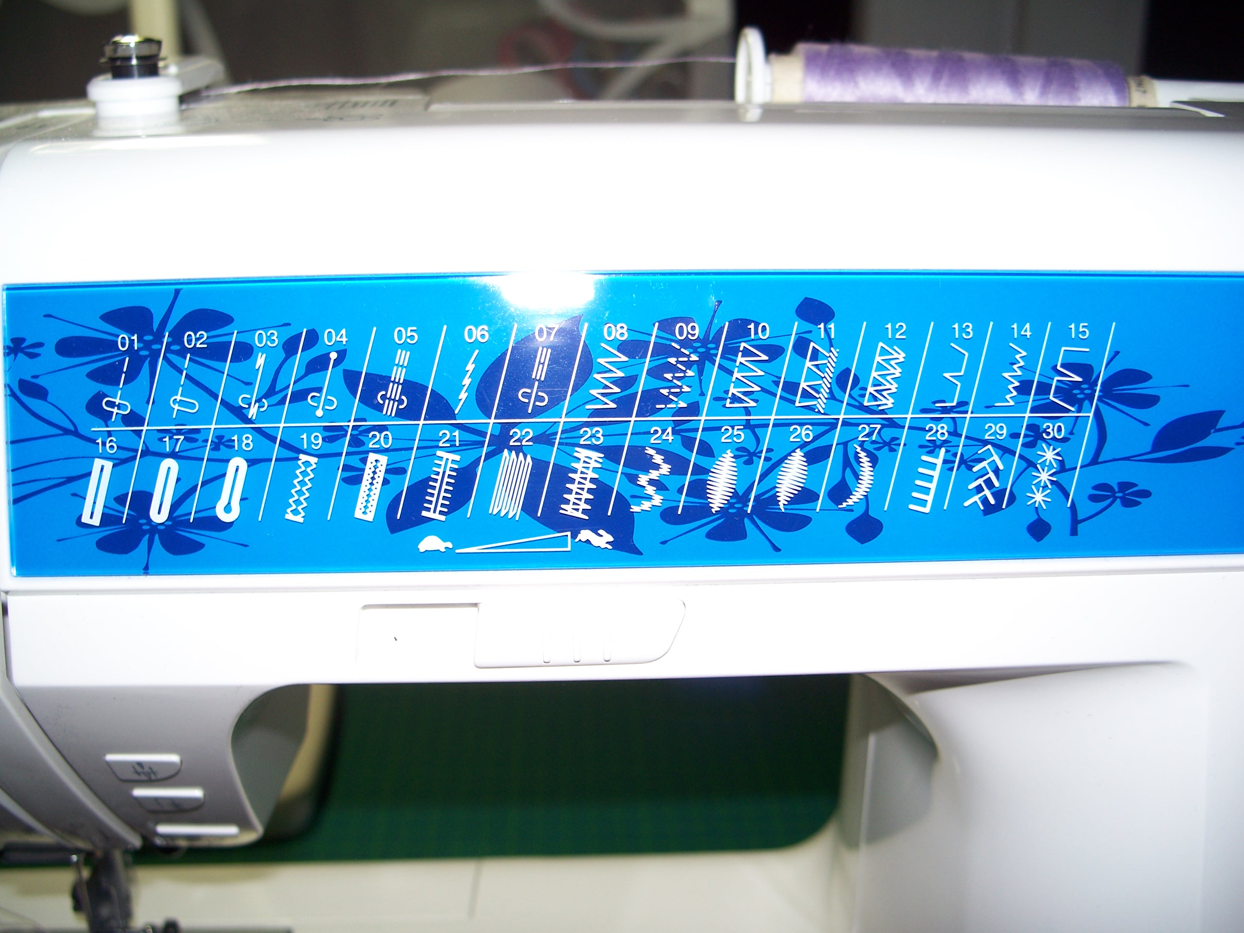 Erfahrungsbericht Elna eXperience 520 - Artikel - Hobbyschneiderin 24